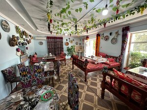 Курутобная (Sughd Province, Konibodom, Medeniyet Sok.), kafe  Kânibâdâm'dan