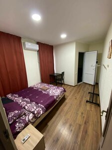 Jimmy's Hideaway (Mikheil Mrevlishvilis Street No:25), otel  Tiflis'ten