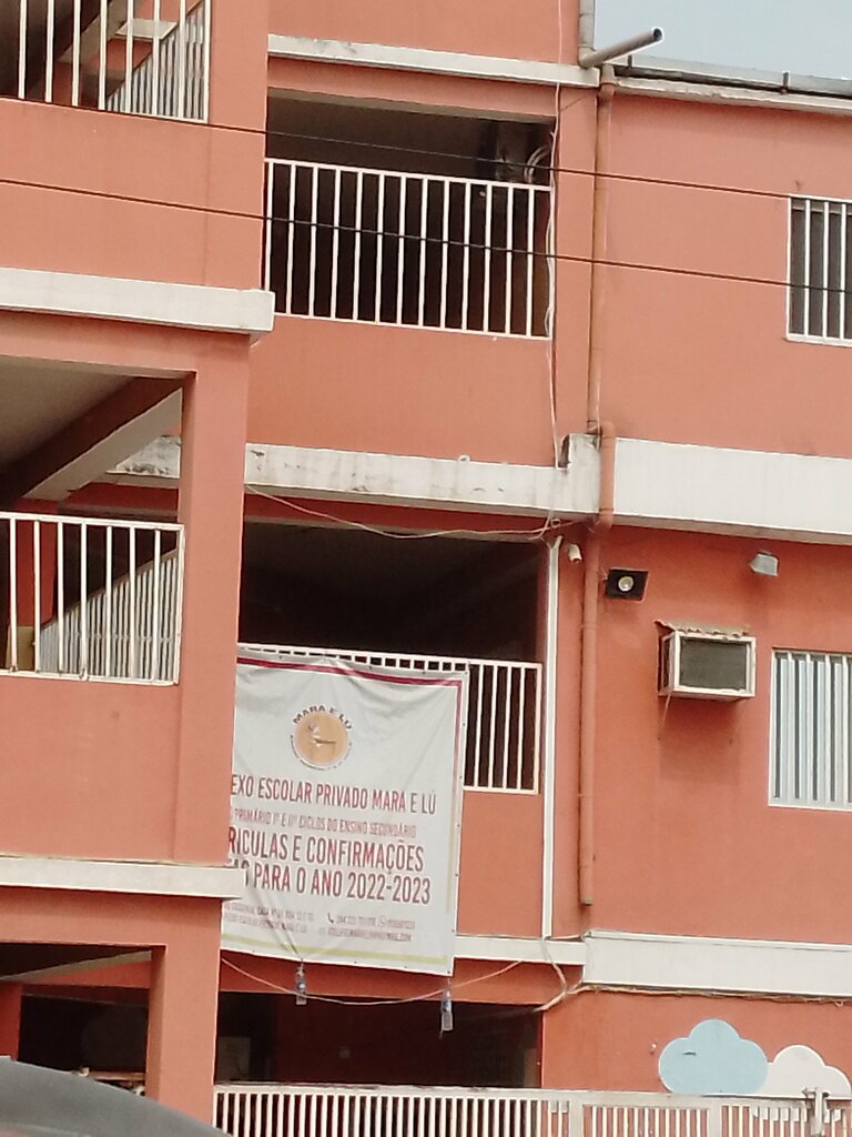 Yüksekokul Colégio Marilú, Loanda, foto