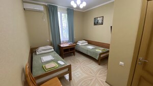 Oil-Service (Molodyozhny pereulok No:9, khutor Poltava 1-ya), otel  Rostovskaya oblastından