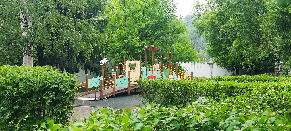 Oyun alanı Детский городок, Mejdureçensk, foto