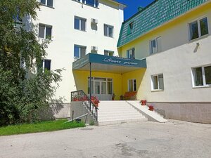 Rechnaya Dolina (ulitsa Shurova Gora No:7А, Engels), otel  Engels'ten