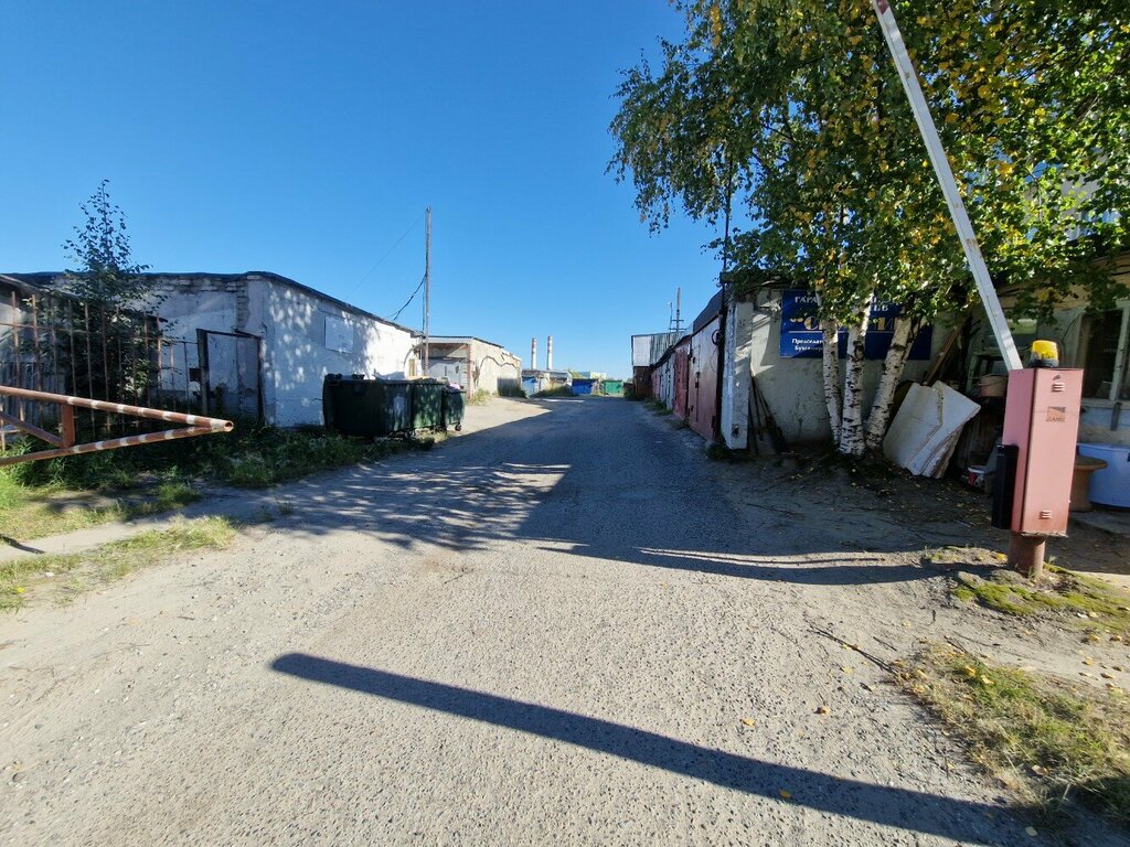 Garajlar Спутник, Nijnevartovsk, foto