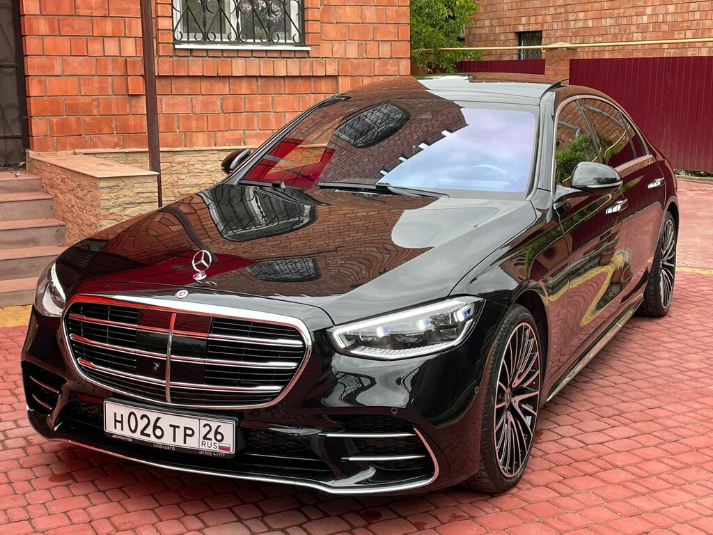 Şehiriçi yolcu taşımacılığı Premium car rental, Mineralniye Vodi, foto