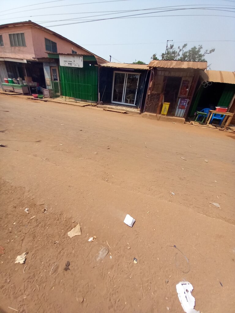 Güzellik salonu Queencia, Akra, foto