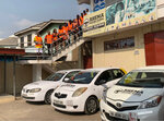 Rhema Driving School (28th February Road No:85), sürücü kursları  Akra'dan