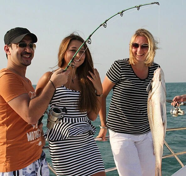 Turizm acenteleri Oasis Palm Tourism LLC, Dubai, foto