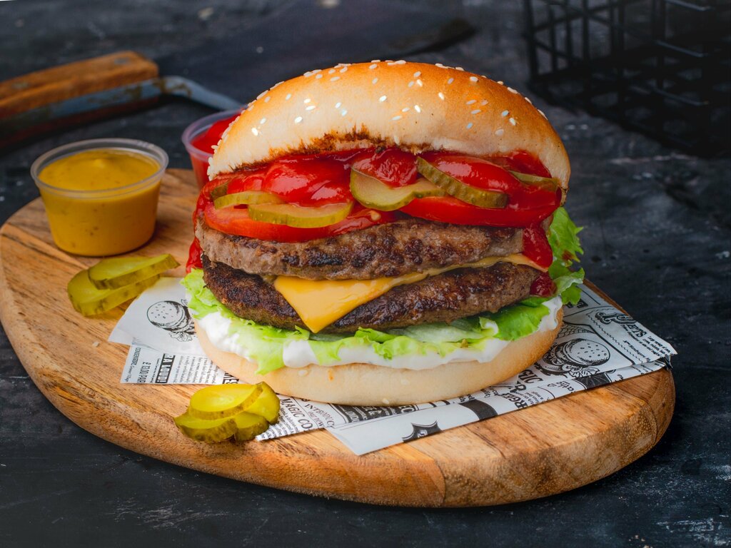 Hazır yemek teslim servisleri Black Bear MoBIL Burger & Shaw, Reutov, foto