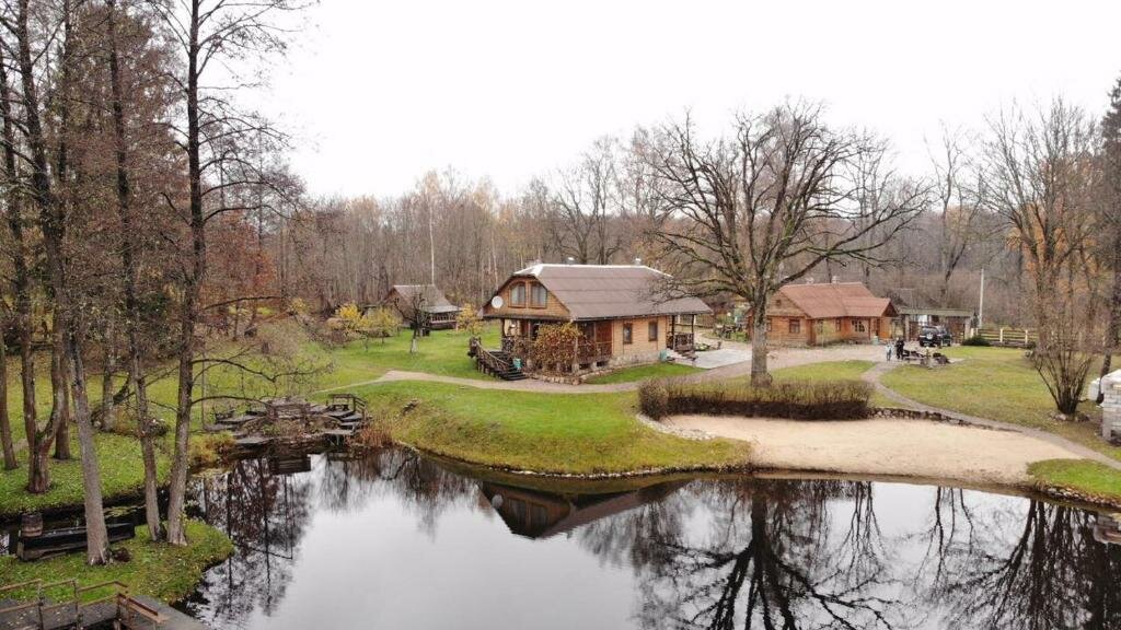 Çiftlik Усадьба Каля Дуба, Grodnenskaya oblastı, foto