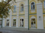 В этом здании с 1850 по 1857 г.г. учился великий казахский просветитель, писатель Ибрай Алтынсарин (Sovetskaya Street No:7), anıt levhası, anıt taş  Orenburg'dan