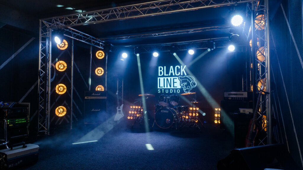 Ses kayıt stüdyoları Black Line Studio, Minsk, foto