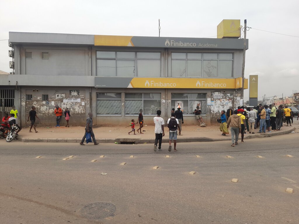 Banka Finibanco, Loanda, foto