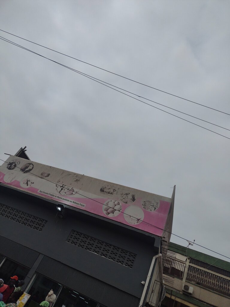 Gıda pazarı Mercado das Pedrinhas, Loanda, foto