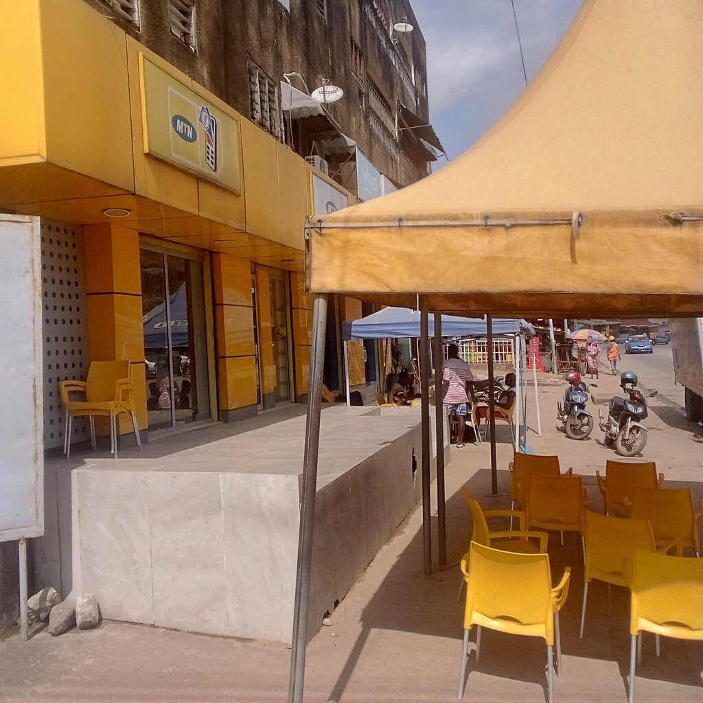 Telekomünikasyon firmaları Agence mtn toit rouge, Abican, foto