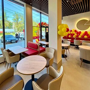 Tashir Pizza (40 Let Pobedy Avenue No:264, Rostov-on-Don), pizzacılar  Rostov‑na‑Donu'dan