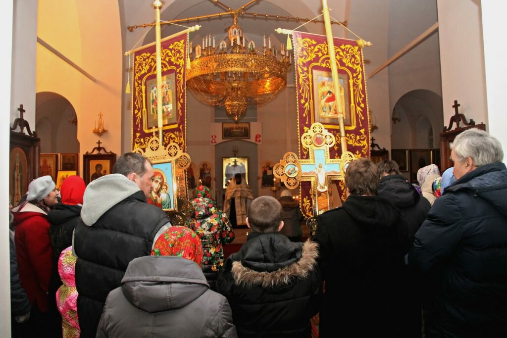 Ortodoks kiliseleri Tserkov Nikolaya Chudotvortsa V Sure, Arhangelskaya oblastı, foto