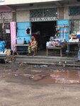 Shamma (Brazzaville, Commune de Talangaï, Rue Linzolo), mefruşat  Brazzaville'den