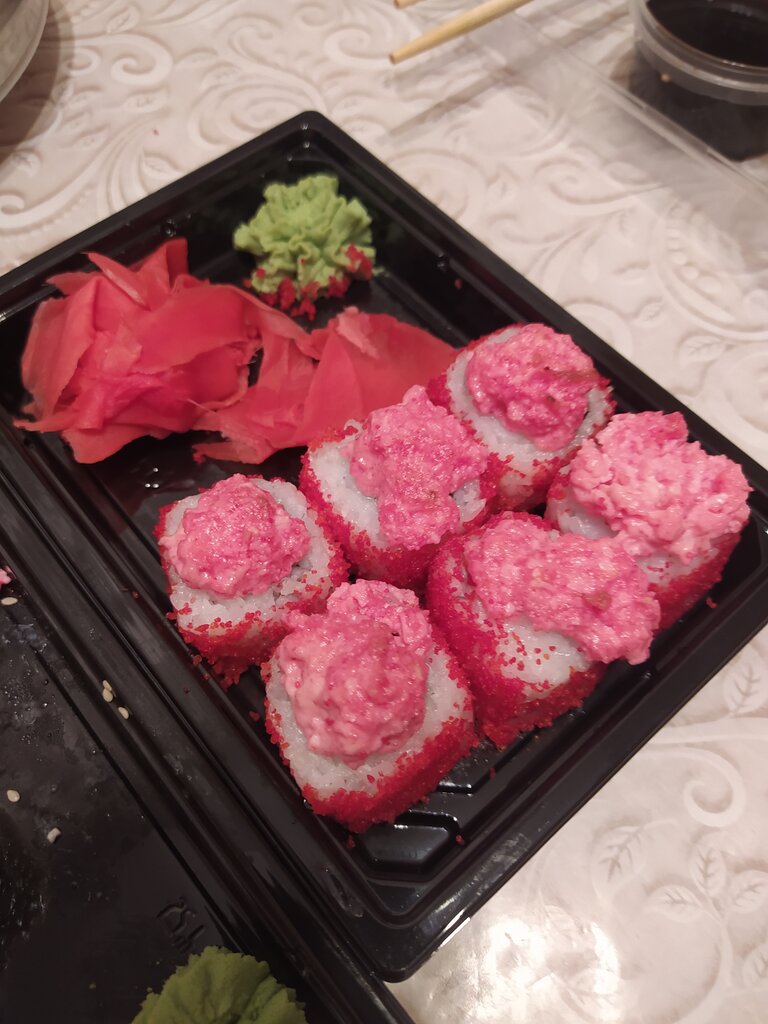 Suşi restoranı Tokyo, Novodvinsk, foto