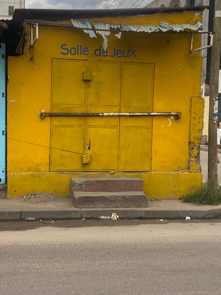 Oyun odası Salles de jeux, Brazzaville, foto