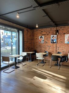 Hello Honey (Tolmachyova Street No:17, Yekaterinburg), kahve dükkanları  Yekaterinburg'dan