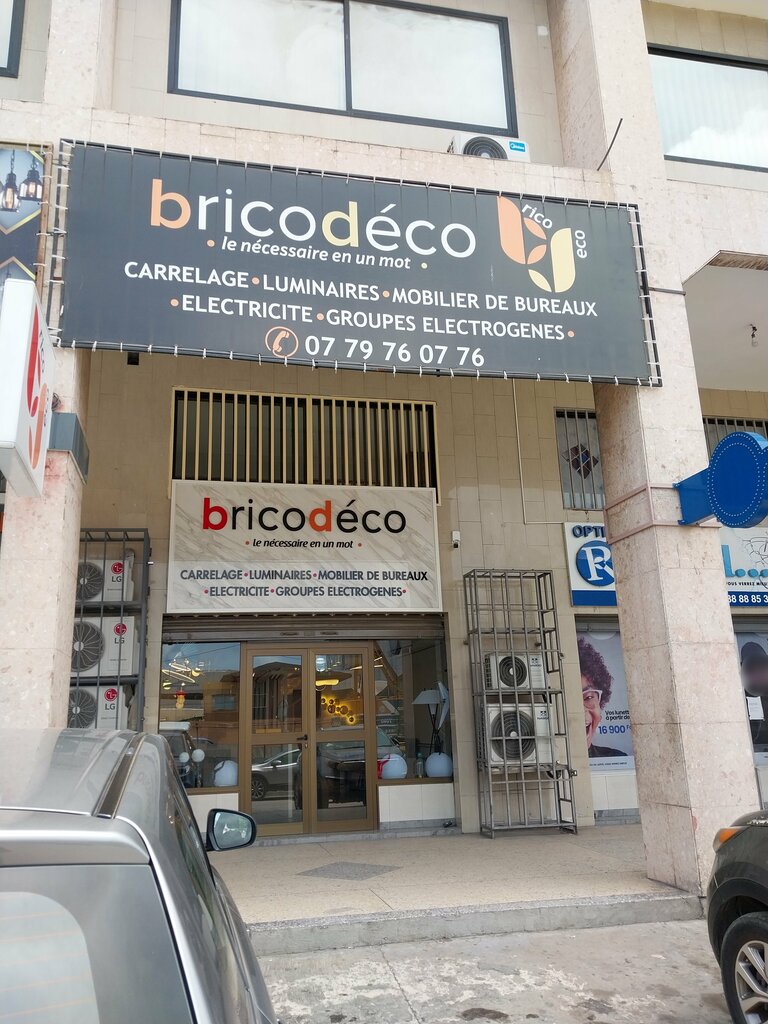 Lamba ve avize mağazaları Brico Deco, Abican, foto