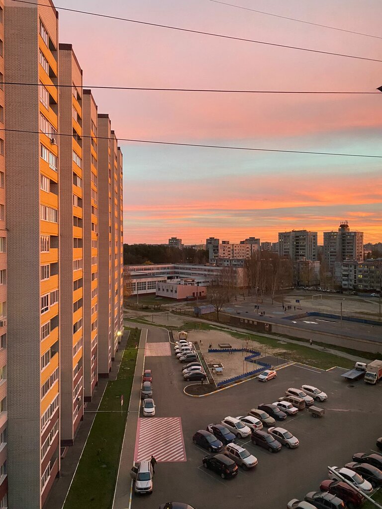 Konut blokları По ул. Есенина, Briansk, foto