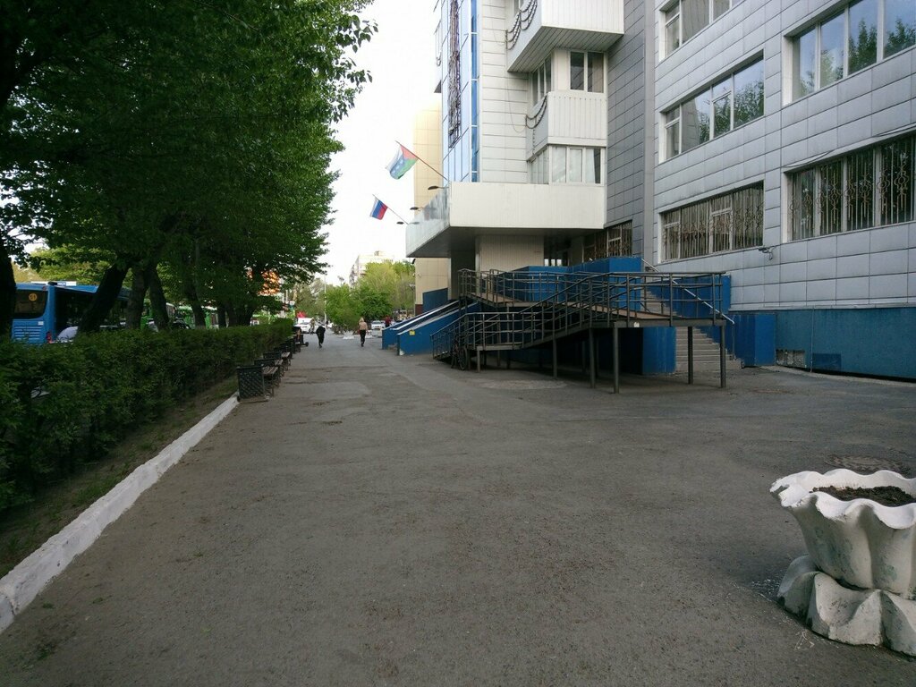 Eğitim altyapısı Тюменский индустриальный университет, учебно-лабораторный корпус № 3, Tiumen, foto