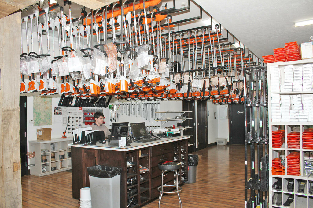 Alışveriş merkezleri Winesburg Lawn & Garden, Ohio Eyaleti, foto