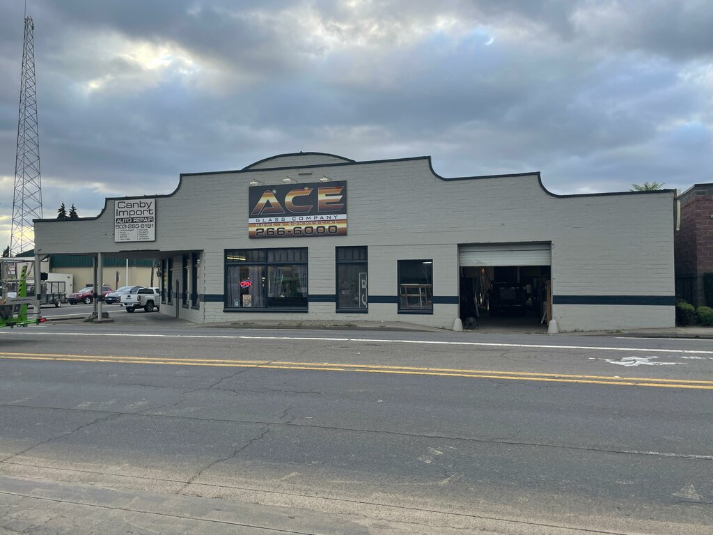 Ayna yapımı ve montaj hizmetleri Ace Glass Company, Oregon Eyaleti, foto