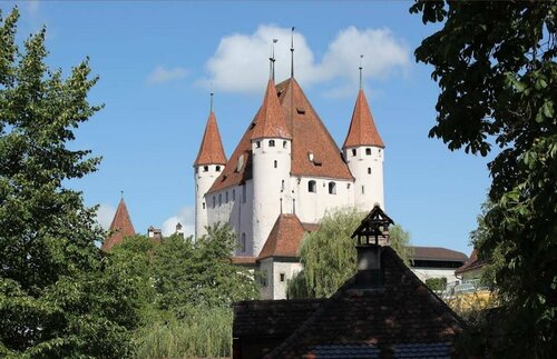 Müzeler ve sanat galerileri Замок Тун, Thun, foto