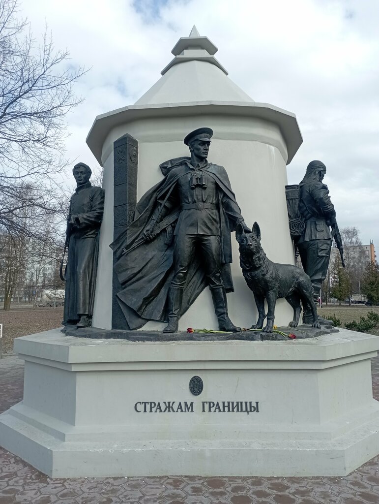 Kültür ve eğlence parkları сквер Пограничников, Pskov, foto