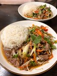 Viet Dragon (Krasniy Avenue No:218/2), kafe  Novosibirsk'ten