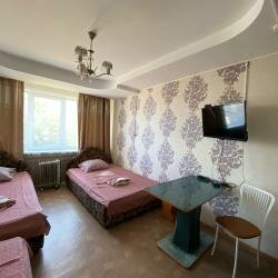 Tsentralnaya (ulitsa Krasnogo Oktyabrya No:36, rabochiy posyolok Kuytun), otel  İrkutskaya oblastından