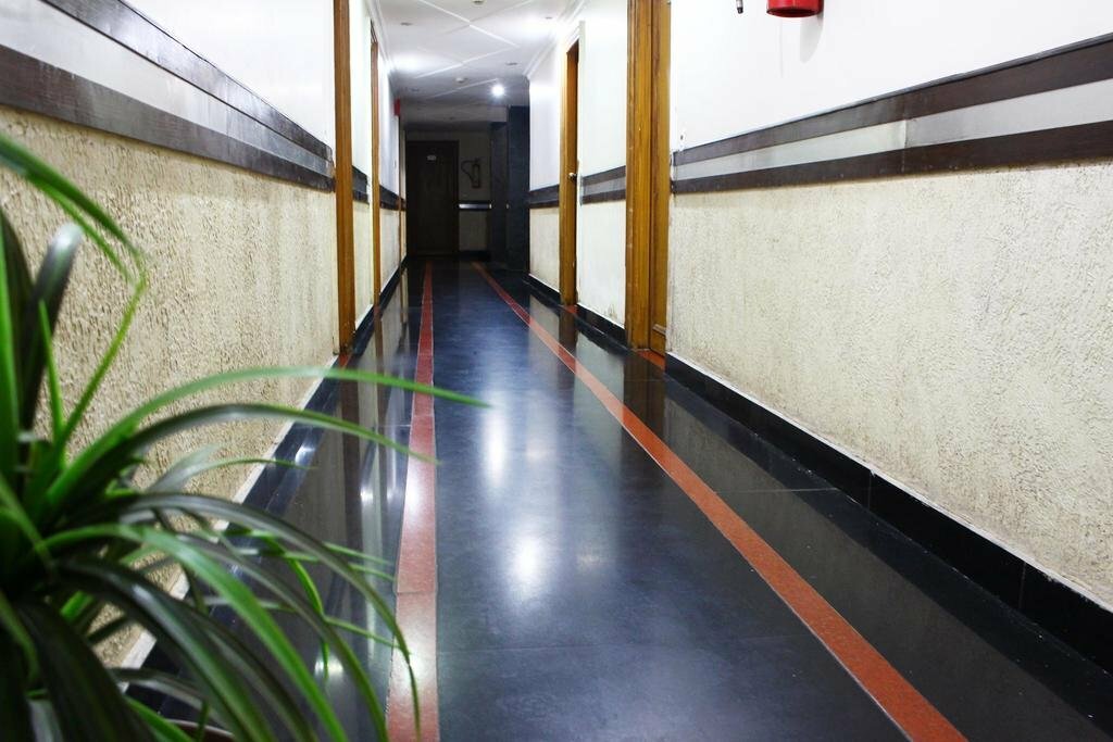 Otel Oyo Premium Saharanpur Road Patel Nagar, Dehradun, foto