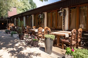 Tamada (prospekt Selmash No:1Д, Rostov-on-Don), restoran  Rostov‑na‑Donu'dan