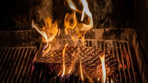 Steakhouse Amadeus Ede (Gelderland, Ede, Wekeromseweg, 1), kahve dükkanları  Gelderland'dan