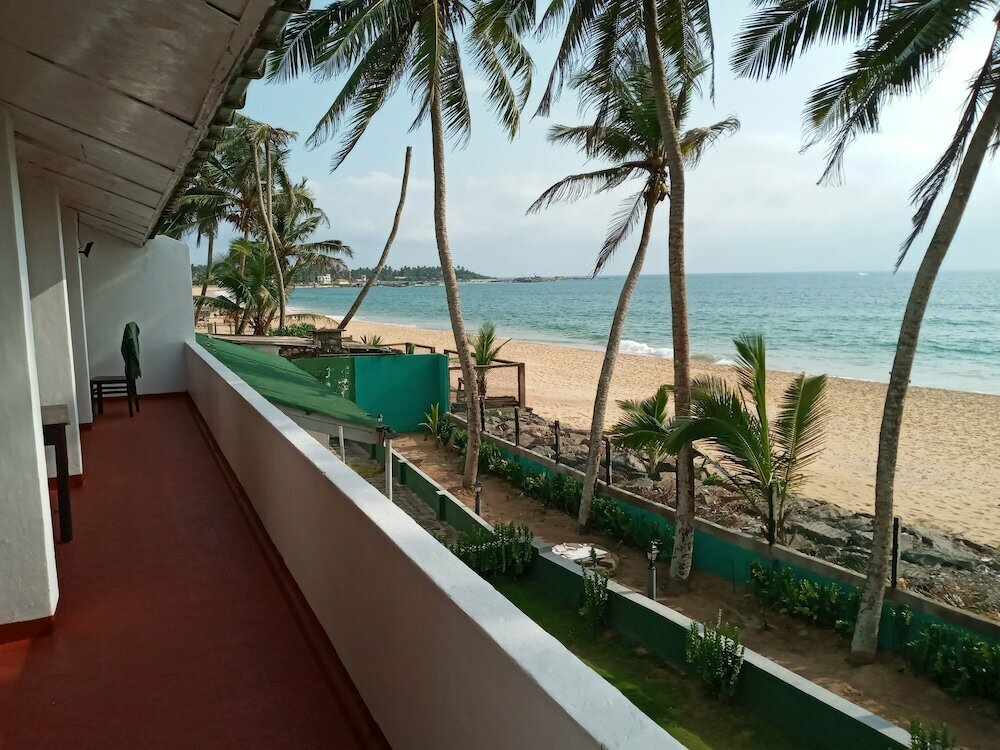 Otel Hotel New Seaside Inn, Hikkaduwa, foto