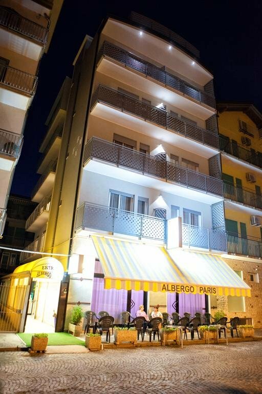 Otel Albergo Paris, Dünya, foto