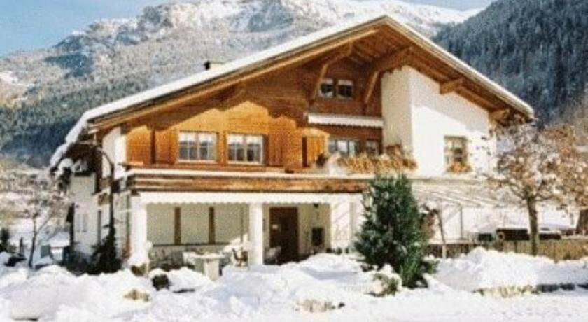 Otel Gasthaus Pro L'Ava, Graubunden, foto
