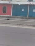 Ets Simba (Brazzaville, Avenue des Trois Martyrs), benzin istasyonu  Brazzaville'den