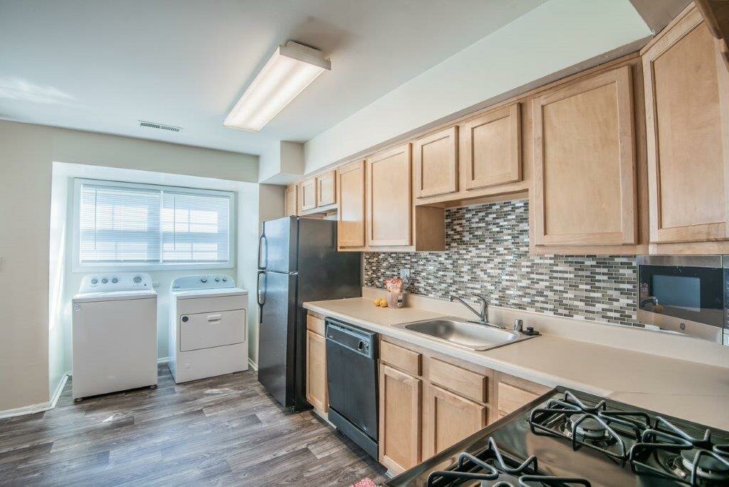 Gayrimenkul yönetimi The Glens at Diamond Ridge, Maryland Eyaleti, foto