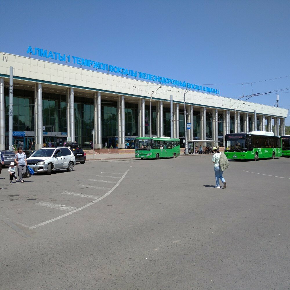 Ödeme terminali Qiwi, Almatı, foto