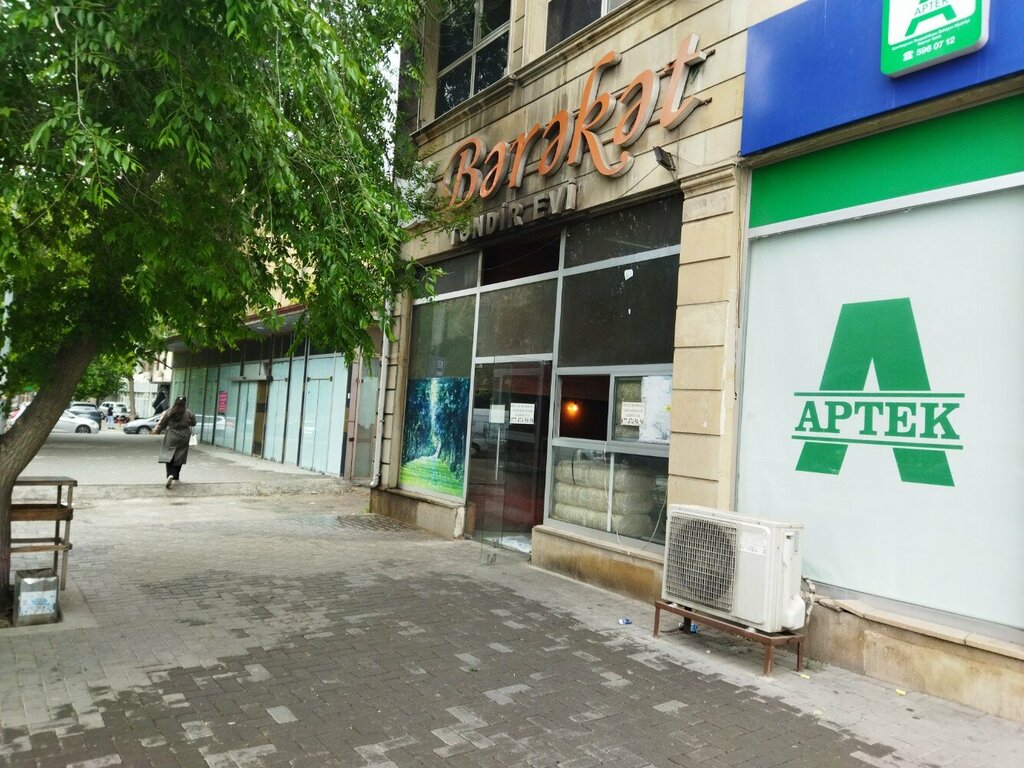 Ekmek fırını Bərəkət, Bakü, foto
