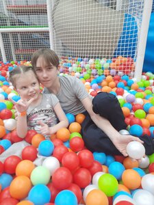 Shariki (Severniy Gorodok Street No:48/1, Tomsk), eğlence merkezleri  Tomsk'tan