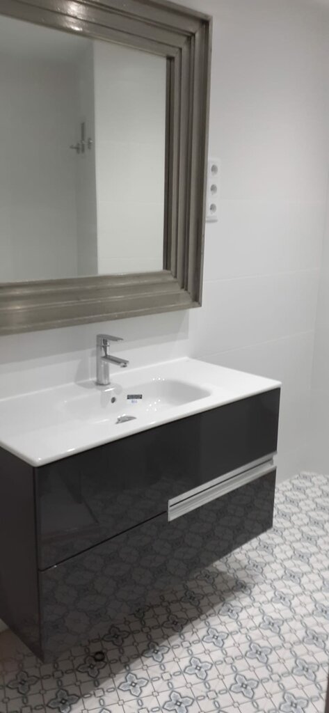 i̇nşaat malzemeleri toptan Deco - Reformas, Madrid, foto