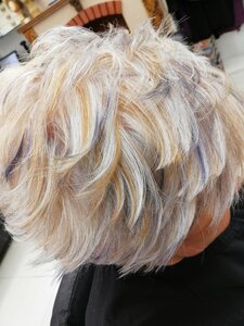Merche Peluquería (Comunidad Autónoma del País Vasco, Bizkaia, Basauri, Bilbao), kuaförler  Bilbao'dan