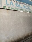 La Glace (Brazzaville, Commune de Ouenzé), dondurmacılar  Brazzaville'den