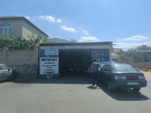 Моторист (Ali-Gadzhi Akushinskogo Avenue No:243), otomobil servisi  Makhachkala'dan