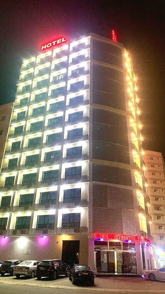 Otel Oyo Townhouse 156 Rose Hotel Apartments, Es‑Sib, foto