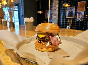 Toge (prospekt Gubkina No:26), kafe  Novy Urengoy'dan
